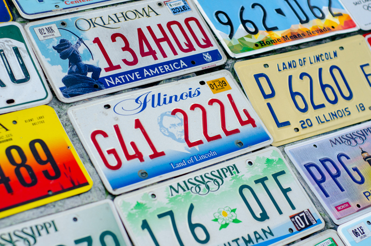 What Are the Rules for Illinois Custom License Plates?